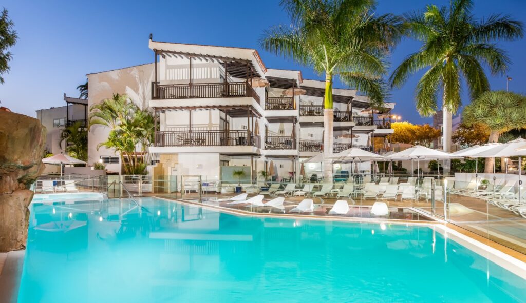 Activando Noray Htl en Apartamentos Casas Pepe | Noray